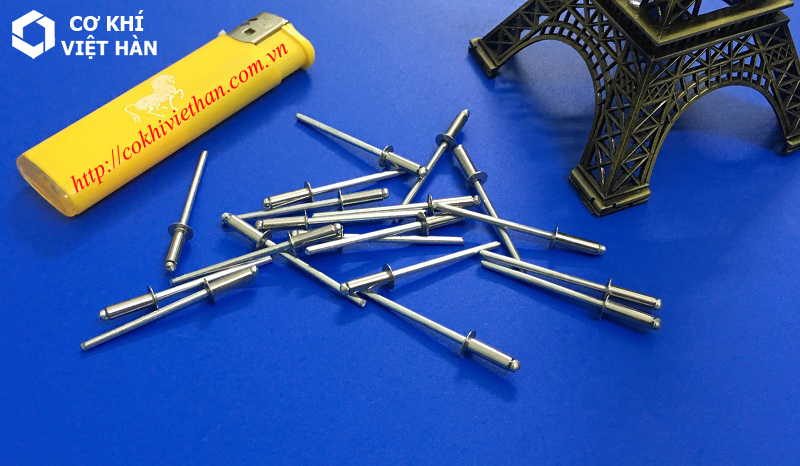Tìm hiểu về đinh rút inox 304
