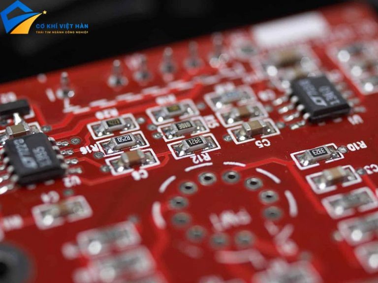 SMT là gì? Tìm hiểu về Công nghệ Hàn Hàng Surface Mount